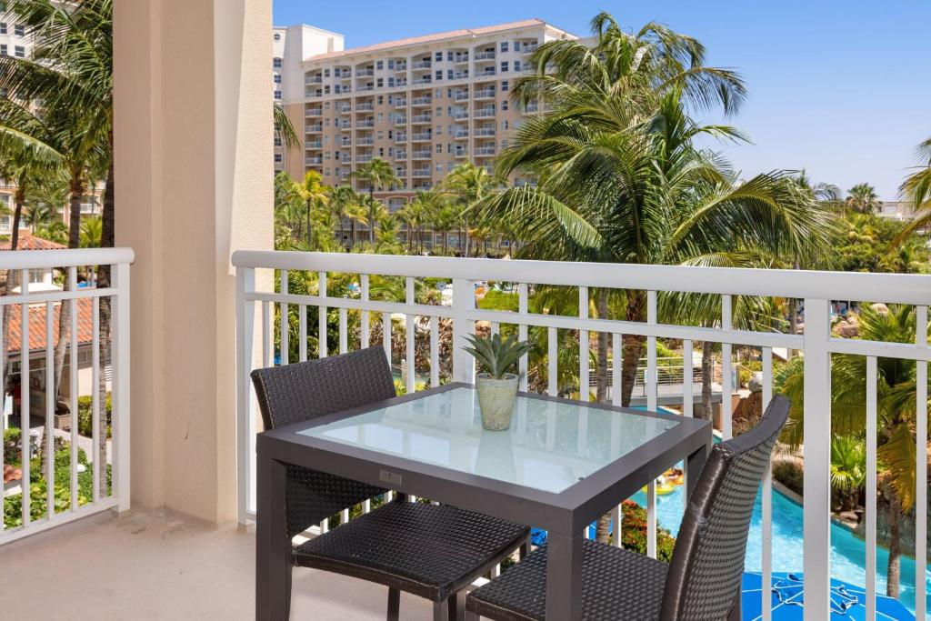 Marriott's Aruba Surf Club, Eagle Beach (updated prices 2025)