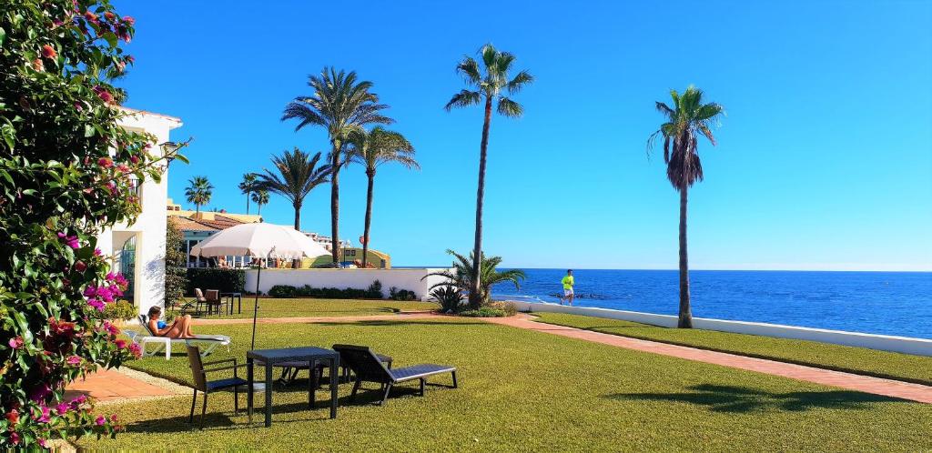Sea Front Beach House Macarena A, Sitio de Calahonda (precios ...