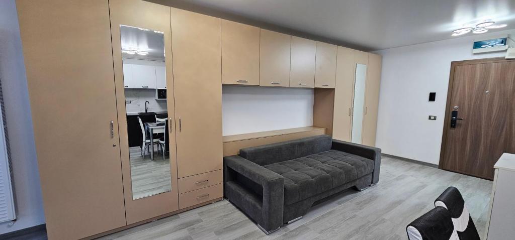 Alezzi N10 Deluxe Studio lângă LIDL 2 minute de mare, Năvodari ...