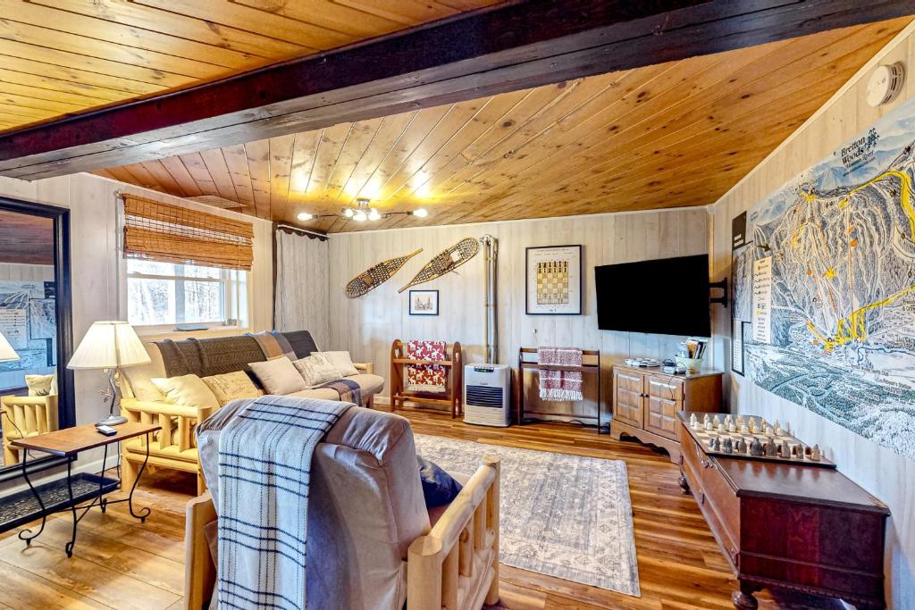 Cozy Country Cottage Sitting Rooms