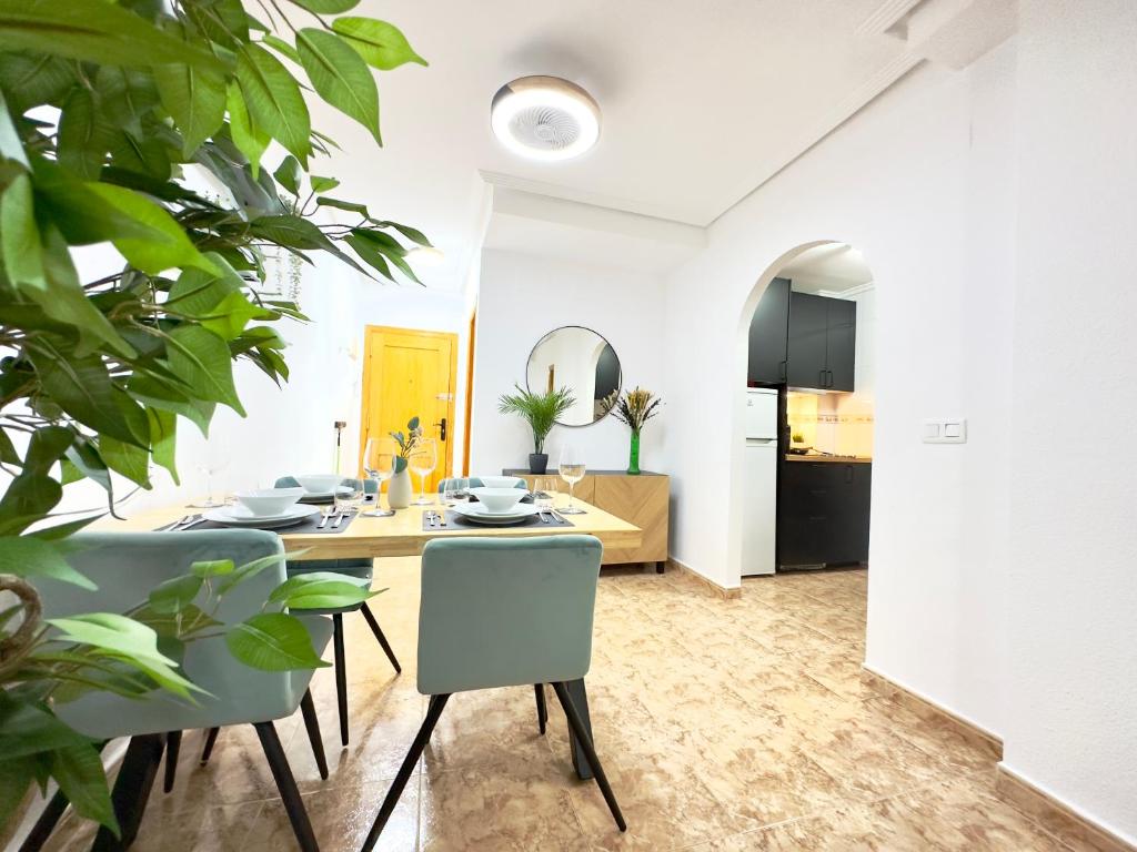 Playa del Cura, 2 Min zum Strand, Zentral, Kostenlos Parken, Torrevieja ...