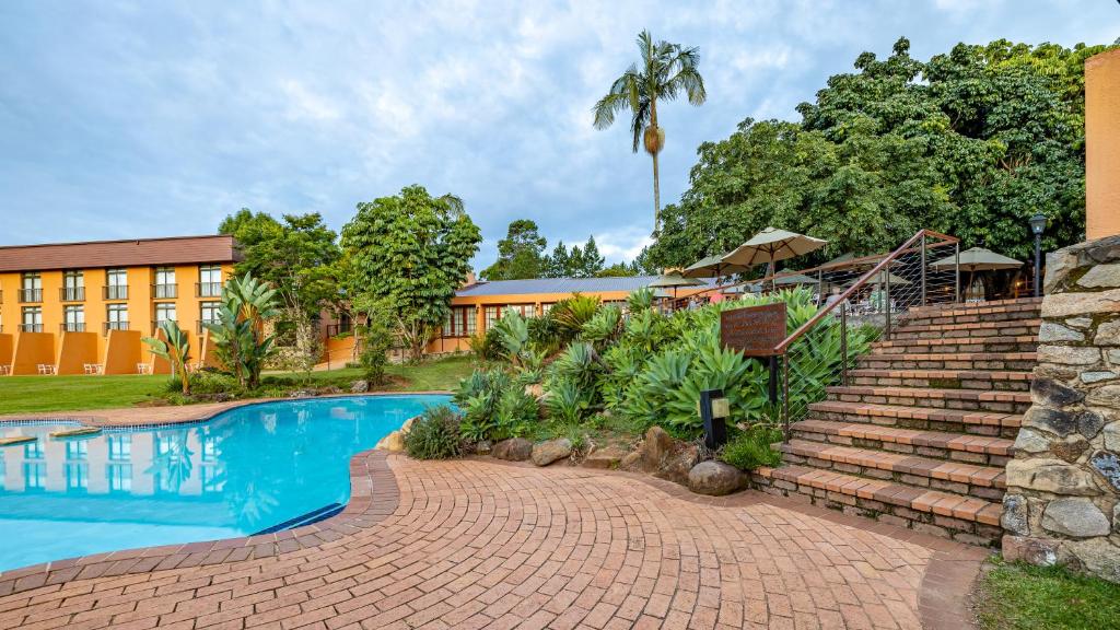 African Sky Hotels - Pine Lake Inn, White River (updated prices 2025)