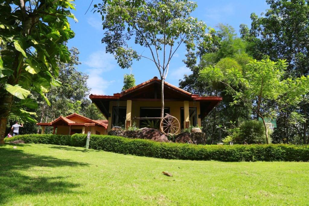 Tappers' Village Nature Resort & Retreat Centre, Kiriella, Ratnapura ...