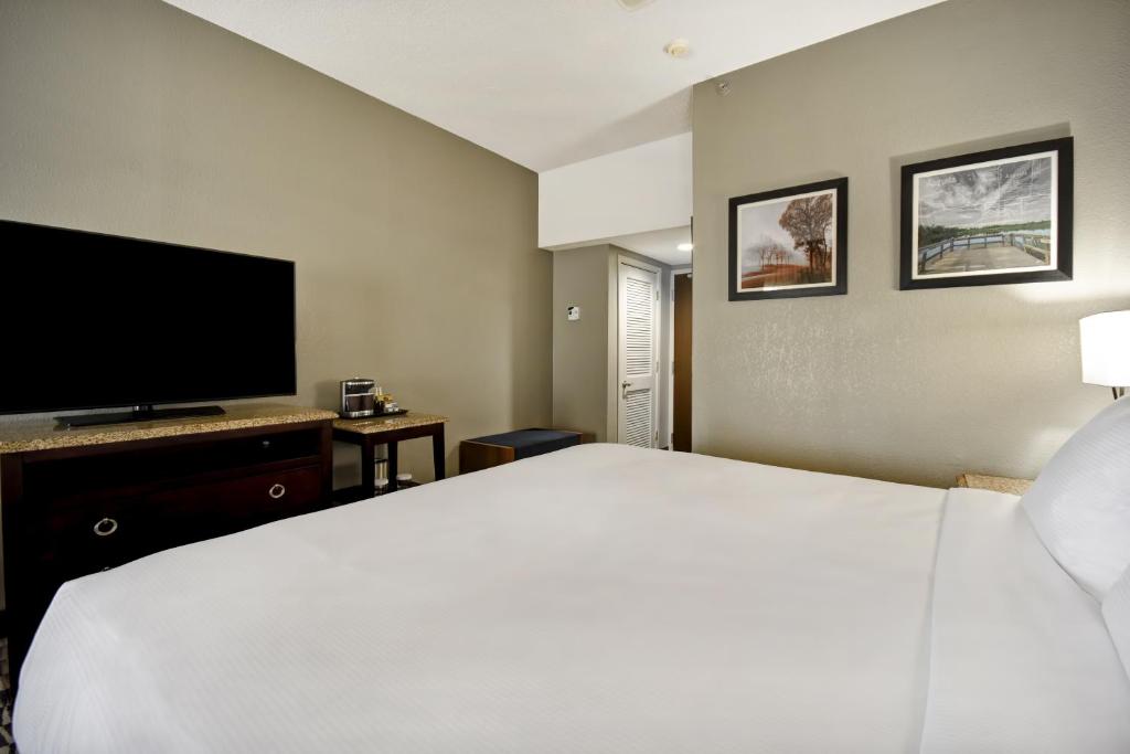 DoubleTree by Hilton Augusta, Augusta (updated prices 2025)