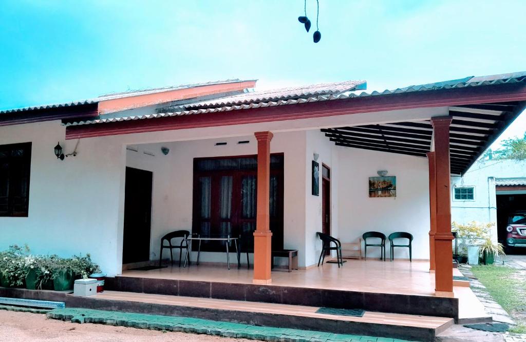 Hemamala Bungalow, Anuradhapura (updated prices 2025)