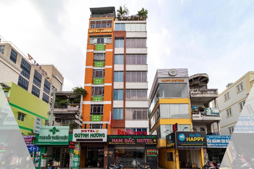 Nam Bắc Hotel - 206 Phan Đăng Lưu, Q.Phú Nhuận - by Bay Luxury, Ho Chi Minh (precios ...
