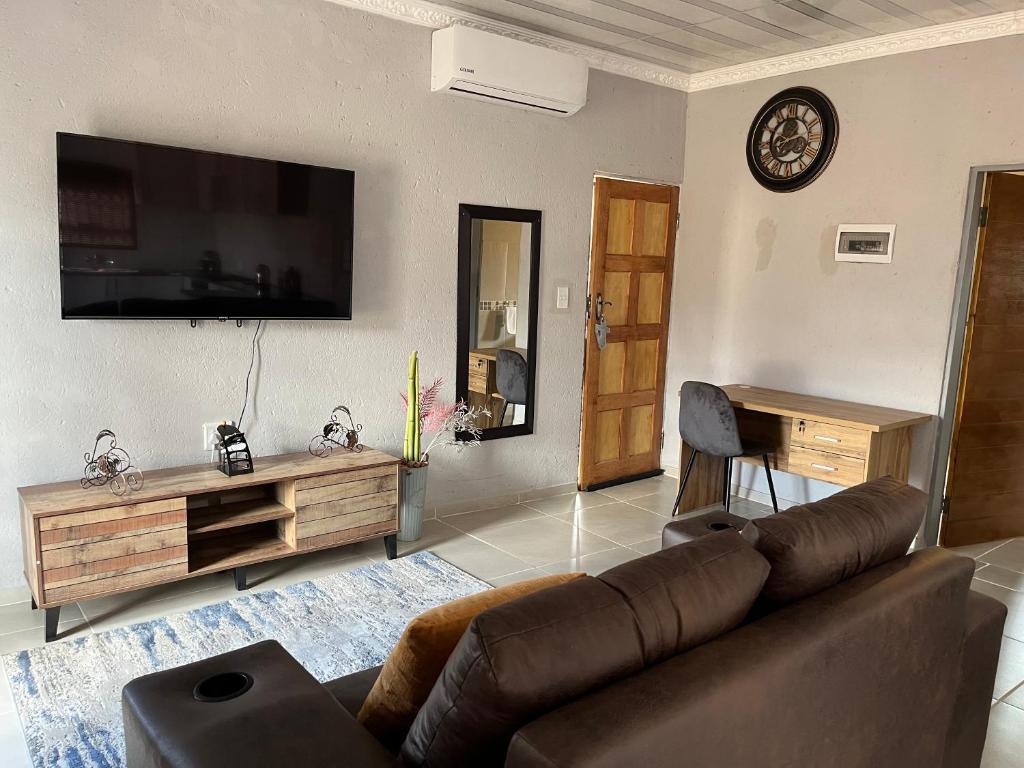 Mafikeng Boutique Lodge, Mahikeng (updated prices 2025)