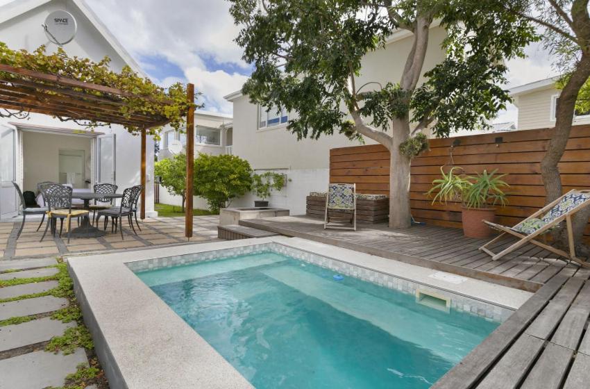 Voelklip Beach Cottage, Hermanus (updated prices 2025)