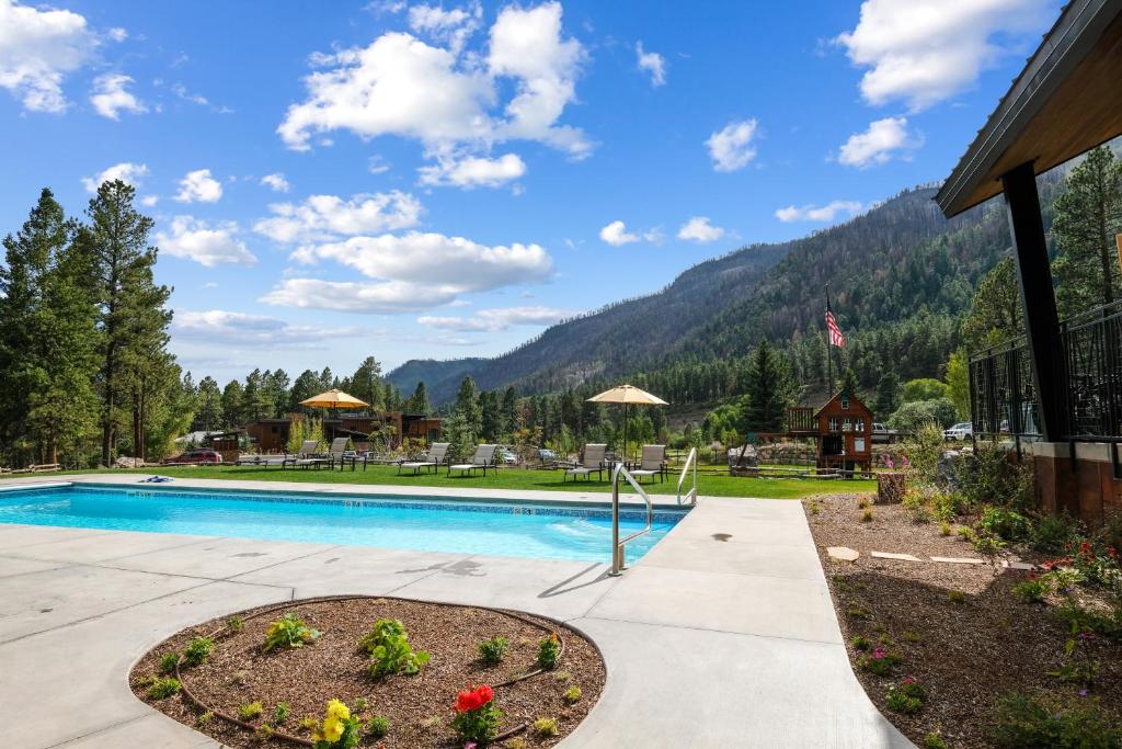 Tamarron Treasure at Glacier Club #237, Durango (updated prices 2025)