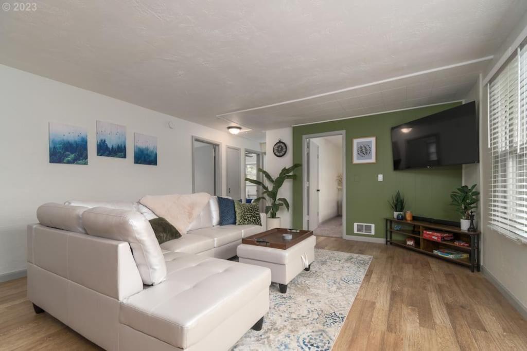 Partridge Way Paradise, Springfield (updated prices 2025)