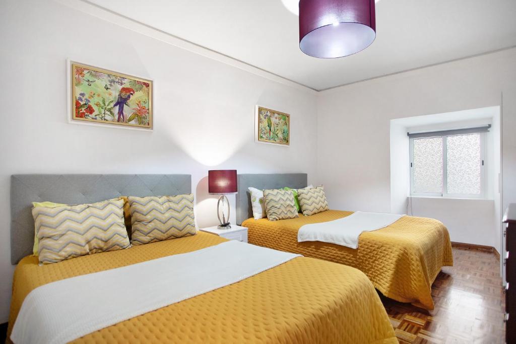 Ricky House Big Waves, Nazaré (updated prices 2025)