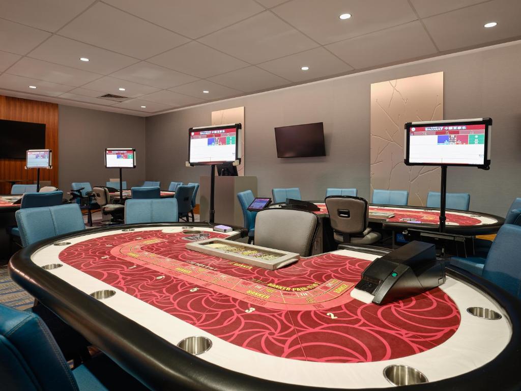 Great Blue Heron Hotel, Port Perry (updated prices 2025)