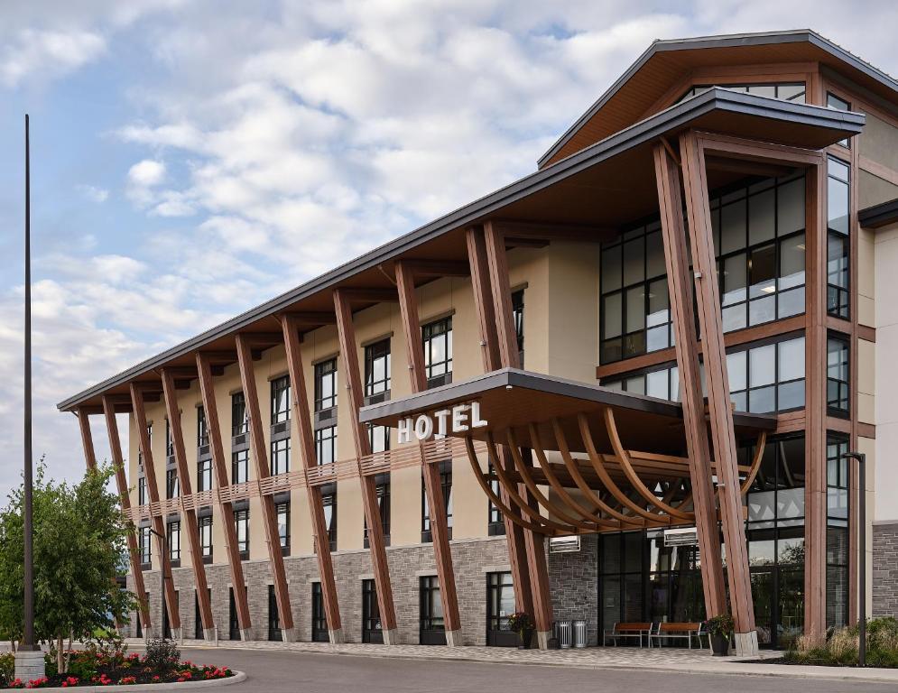 Great Blue Heron Hotel, Port Perry (updated prices 2026)