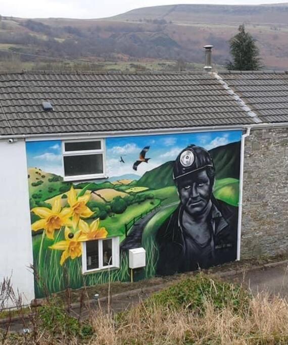 Old Canal-Side Cottage Taff Trail Merthyr Tydfil, Abercanaid ...