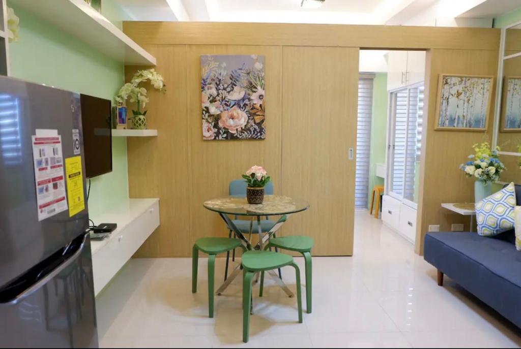 One Bedroom Condo in the Heart of SM North EDSA QC, Manila (updated ...