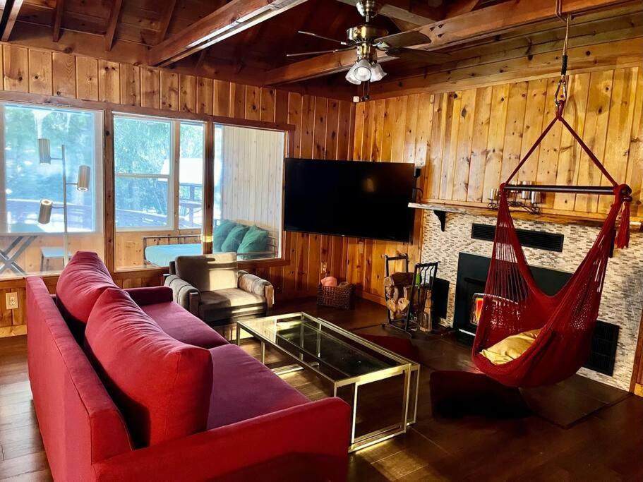 Serene and Magical Cabin w/Barrel Sauna and Fireplace, Pine Cove ...
