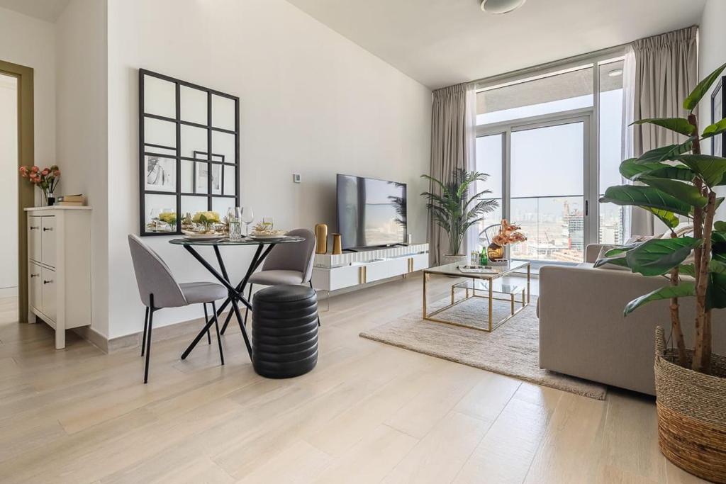 Frank Porter - Bloom Heights Tower B, Dubai (updated prices 2025)