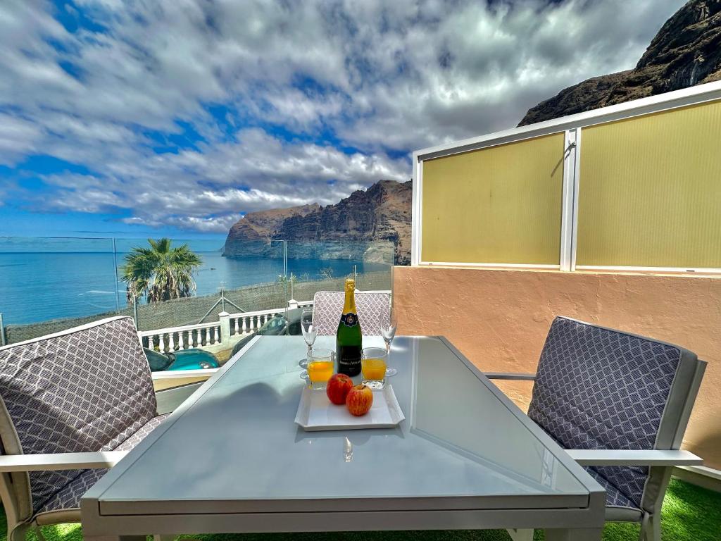 Ocean Cliff House, Santiago del Teide (updated prices 2026)