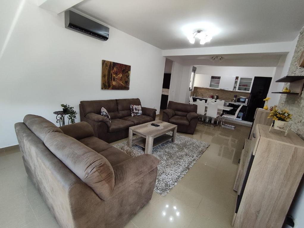 Nada 3, Kotor (updated prices 2025)