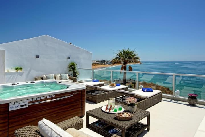 Casa Chanel - Ocean front with rooftop SPA Jacuzzi, Albufeira – Updated ...