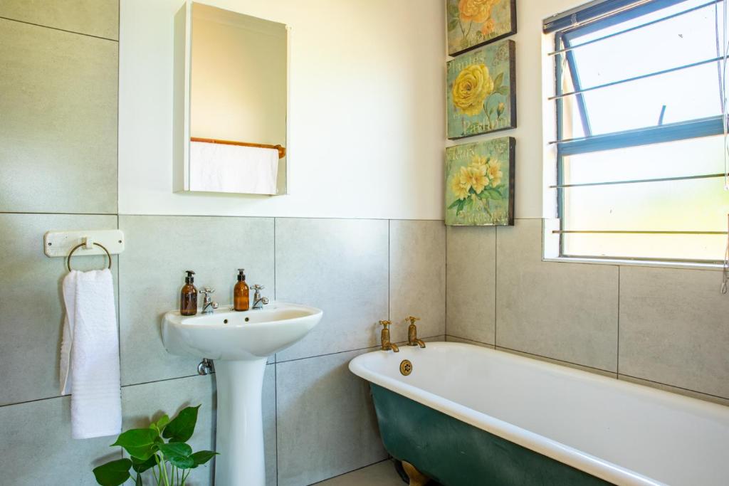 Midlands Lakehouse, Rosetta (updated prices 2025)