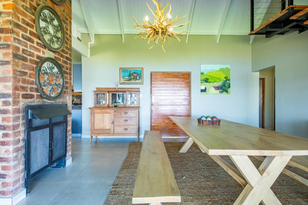 Midlands Lakehouse, Rosetta (updated prices 2025)