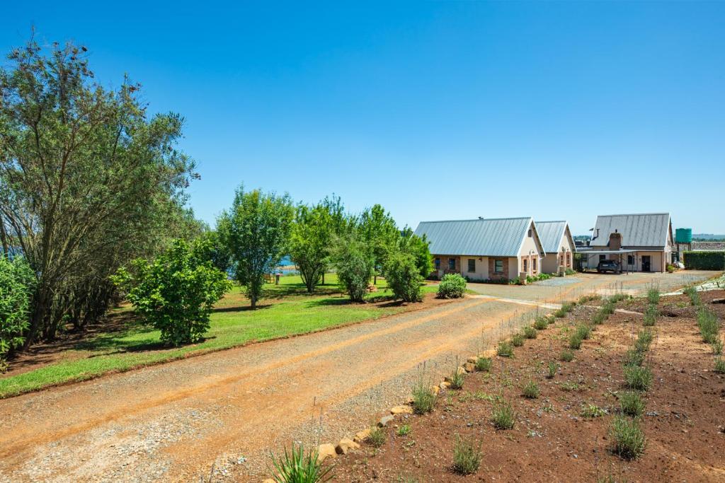 Midlands Lakehouse, Rosetta (updated prices 2025)