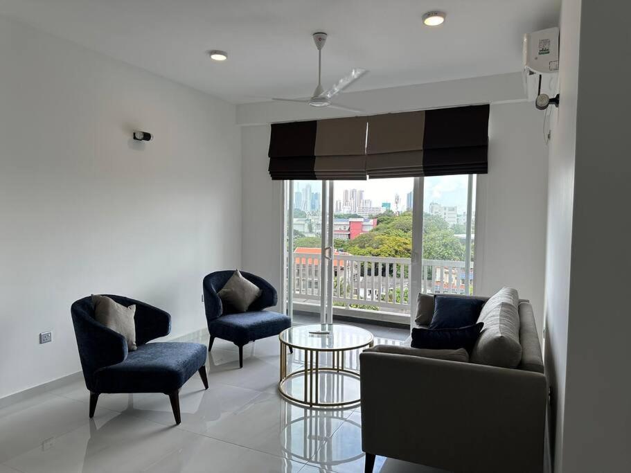 Luxury 3 bed flat in Colombo 7, Colombo (updated prices 2026)