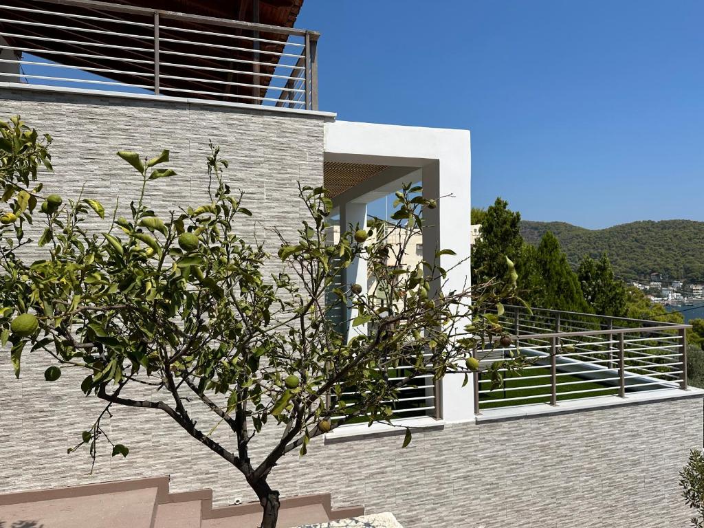 Villa Yolanda 2 - Luxury stylish studio Dora, sea view, Poros (precios ...