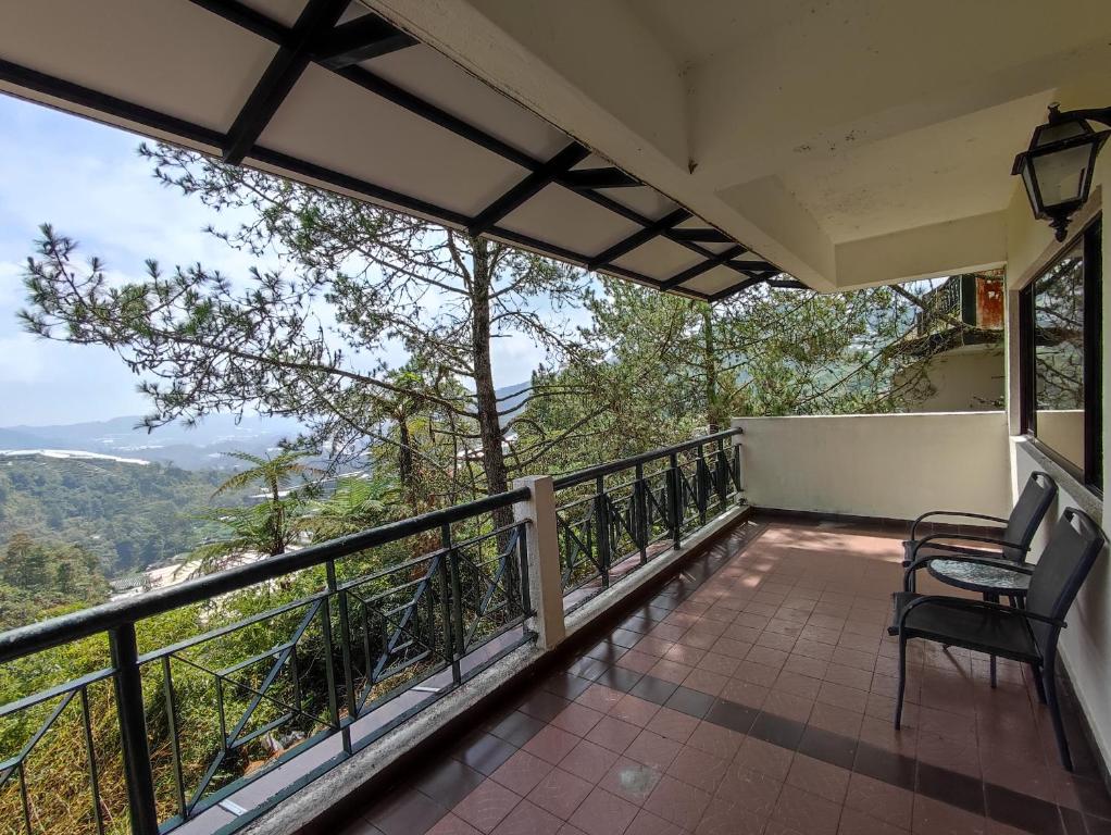 Sunrise View One Bedroom Apartment at Equatorial Hill Resort, Brinchang ...