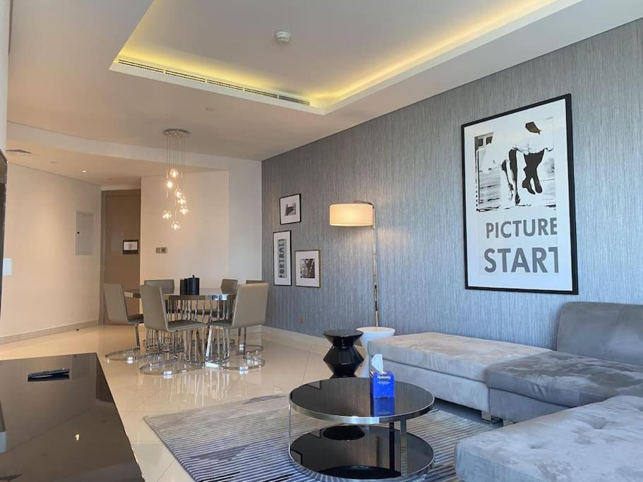 3BR - Damac Paramount - Pool View, Dubái (precios actualizados 2024)