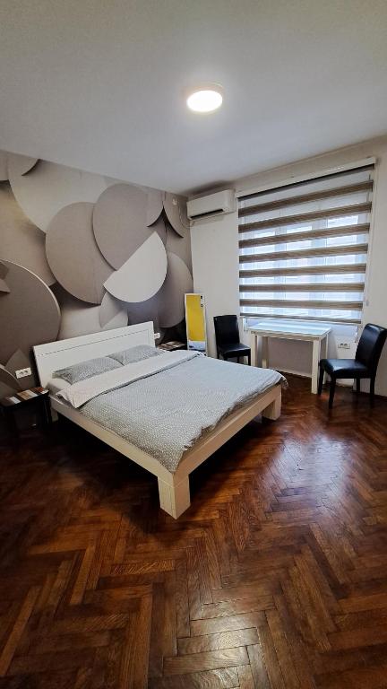 Lady Maja, Belgrade (updated prices 2025)