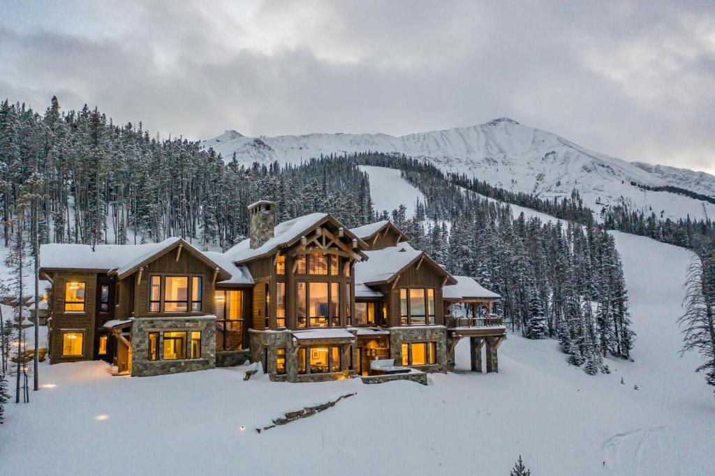 30 Spur Road by Moonlight Basin Lodging, Big Sky (updated prices 2025)