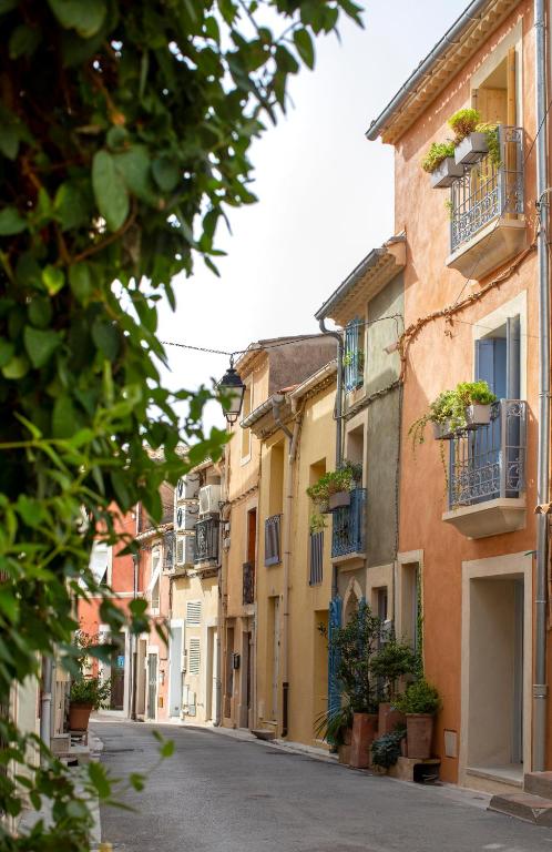 Chats Perchés, Bouzigues (updated prices 2024)