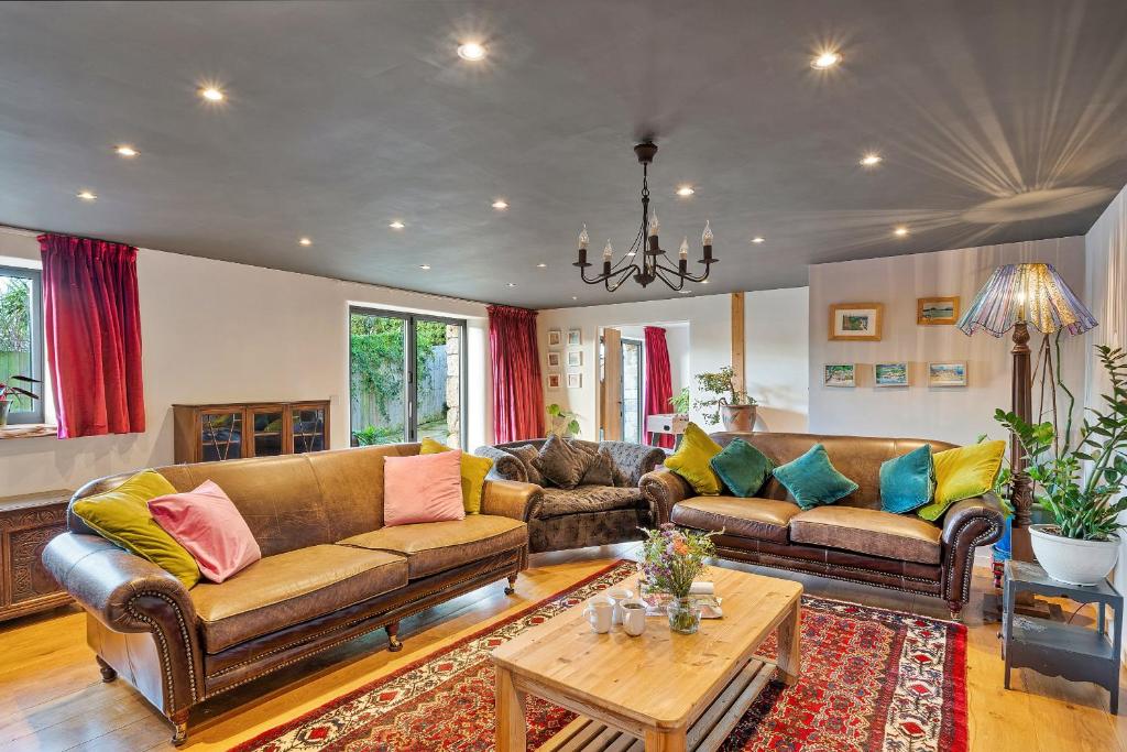 Finest Retreats - Trenethick Barns, St. Agnes (updated prices 2025)