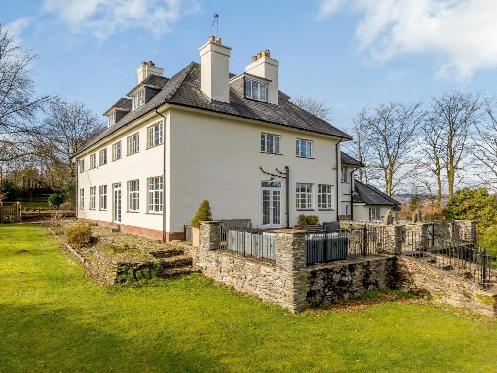 7 bed in Exford MONKH, Exford (updated prices 2026)