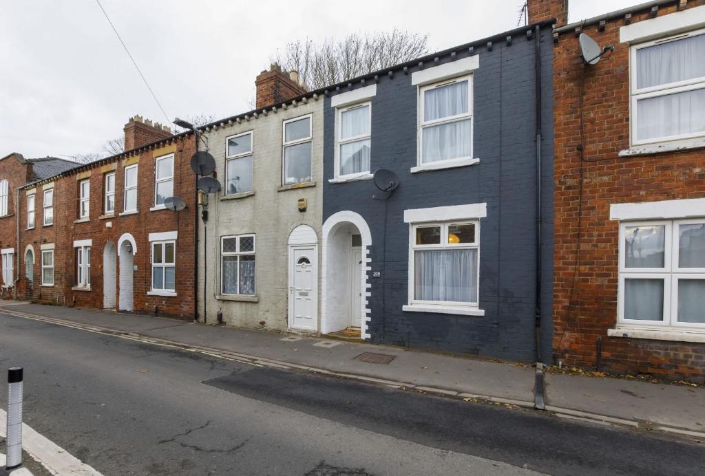 208 Salisbury Terrace, York (updated prices 2026)