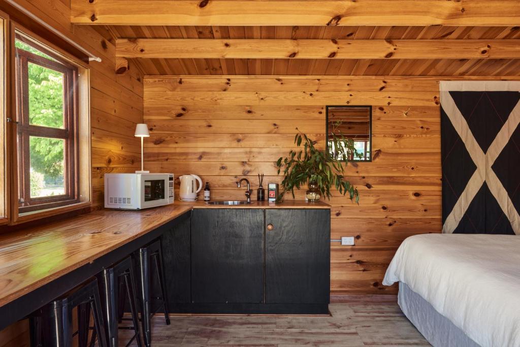 Tenterfield Lodge Caravan Park, Tenterfield (updated prices 2025)