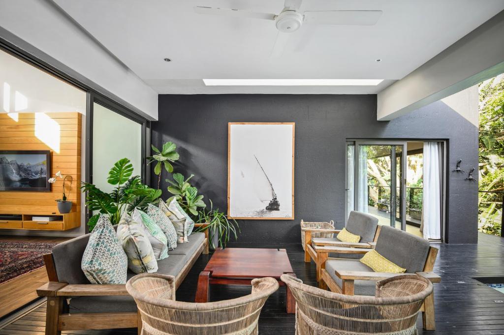 19 Hillside Lane, Dunkirk Estate, uMhlali (updated prices 2025)