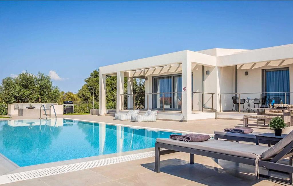 Elegant Svoronata Villa - 3 Bedrooms - Villa Romeo - Private Pool and ...