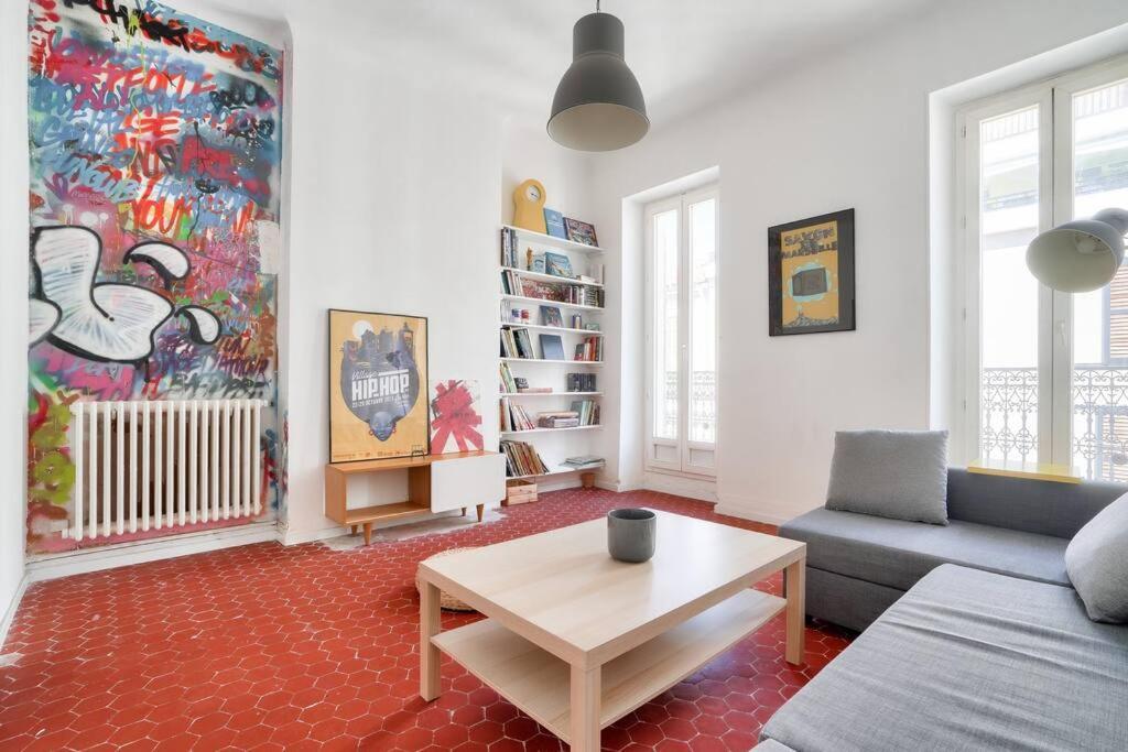 Splendide T2 avec balcon à 10 min du Vieux Port, Marselha (preços ...