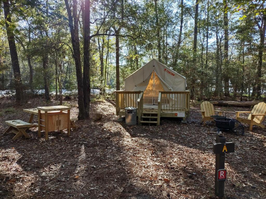 Tentrr State Park Site - TX Lake Livingston State Park - Site A ...