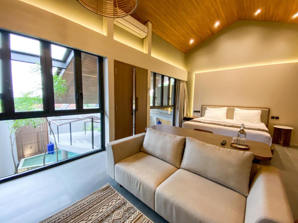 Mahitala Villa Bandung Heated Pool, Bandung (updated prices 2024)
