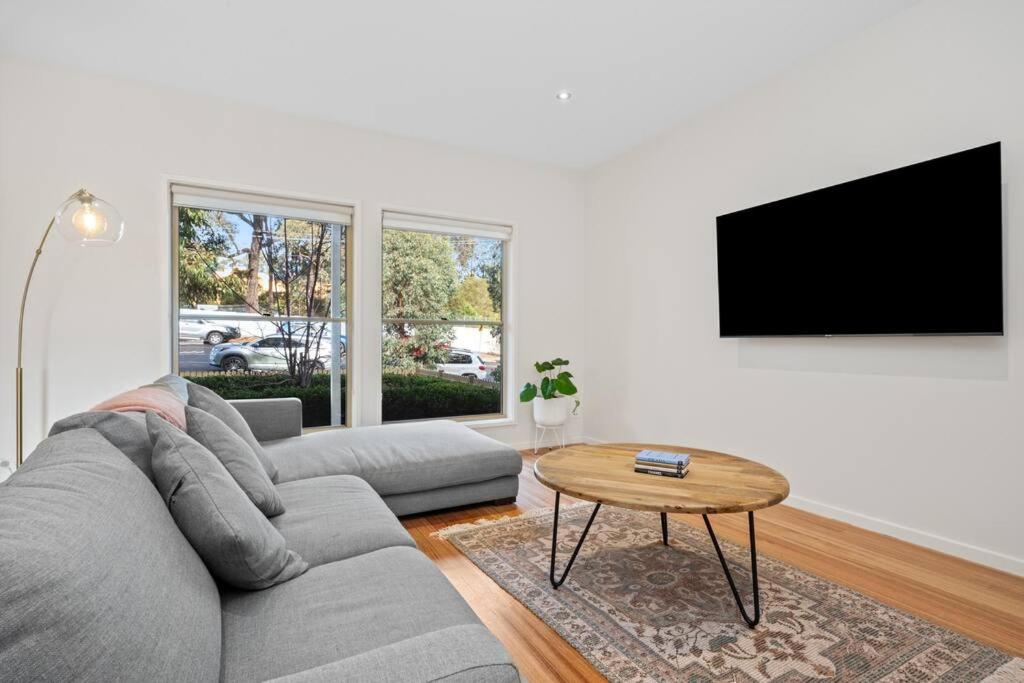 Townhouse on St Aidens, Kennington (updated prices 2025)