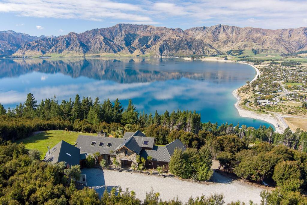 Lake Hawea View, Albert Town (updated prices 2025)