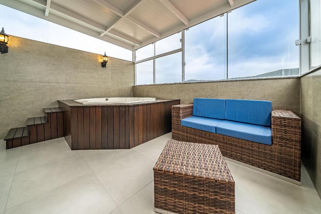 146 - Linda Cob 03 suítes e Jacuzzi em Mariscal, Bombinhas (updated ...