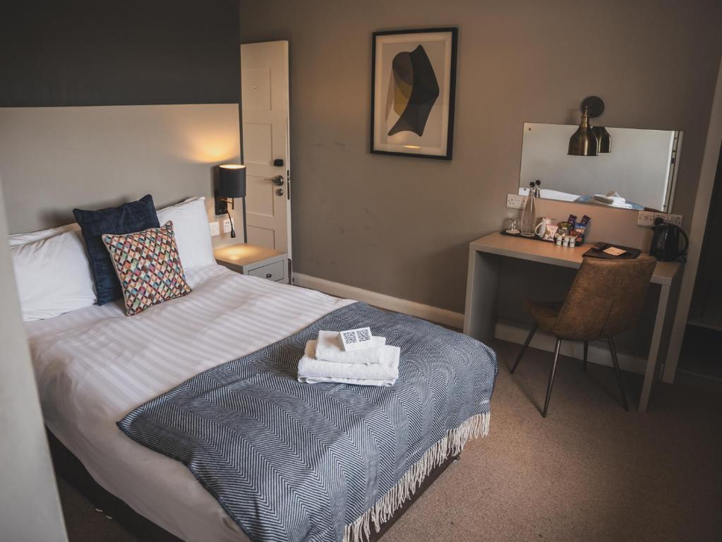 Crossways, Wells (updated prices 2025)