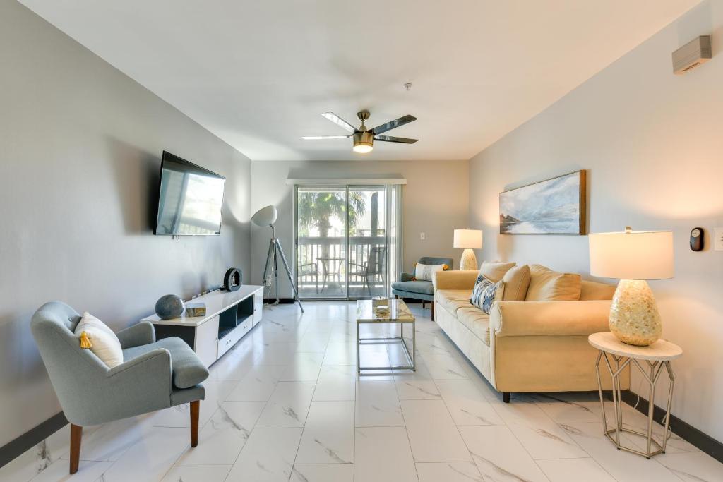 Walk to Golf Course and Beach Modern Destin Condo, Destin (updated prices 2025)