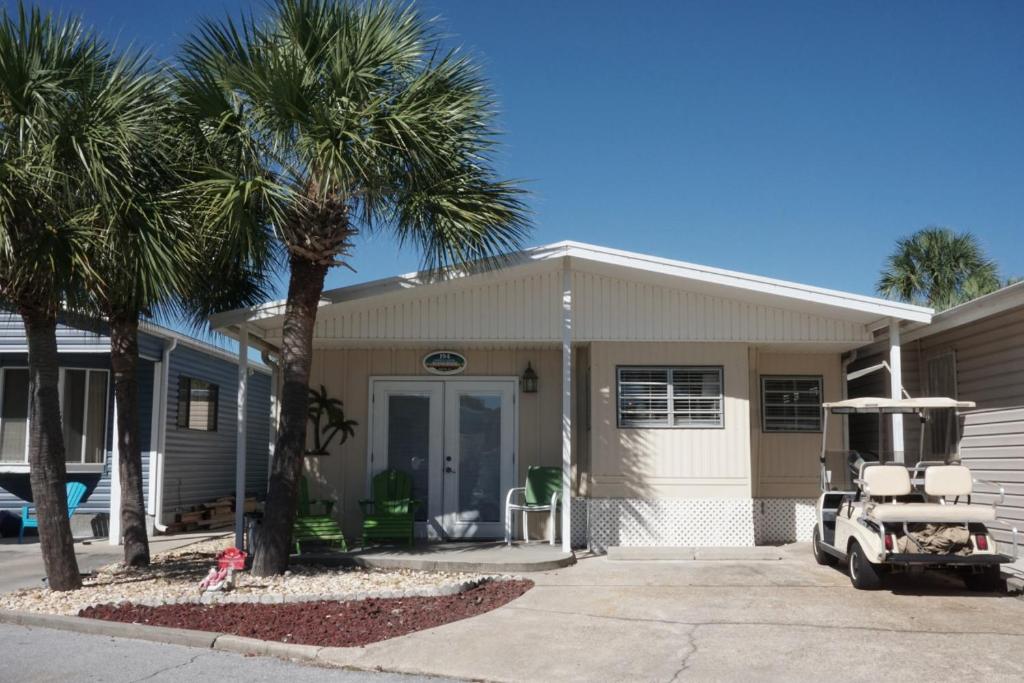 Venture Out 194 S Marlin Dr Comes WITH GOLF CART, Panama City Beach ...
