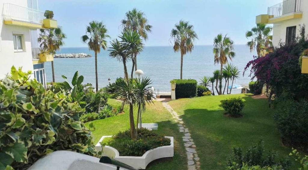 Marbella centro playa by Houselogy, Marbella (updated prices 2025)